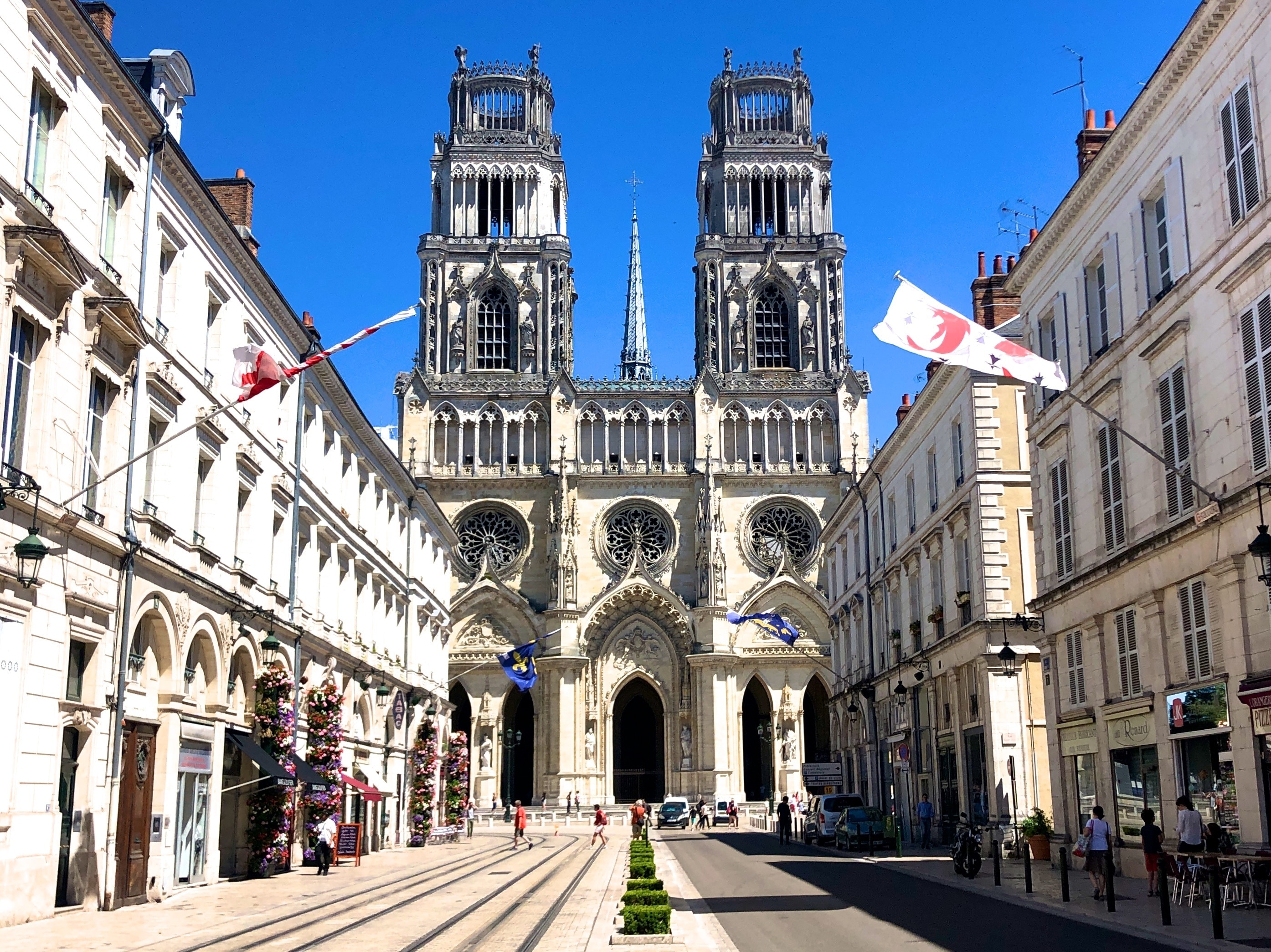 Sainte-Croix Cathedral in Bourgogne | Expedia