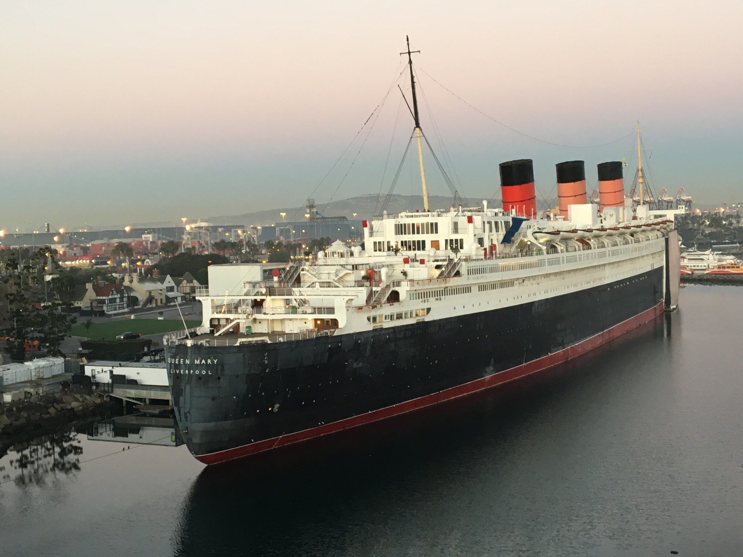 Queen Mary 4