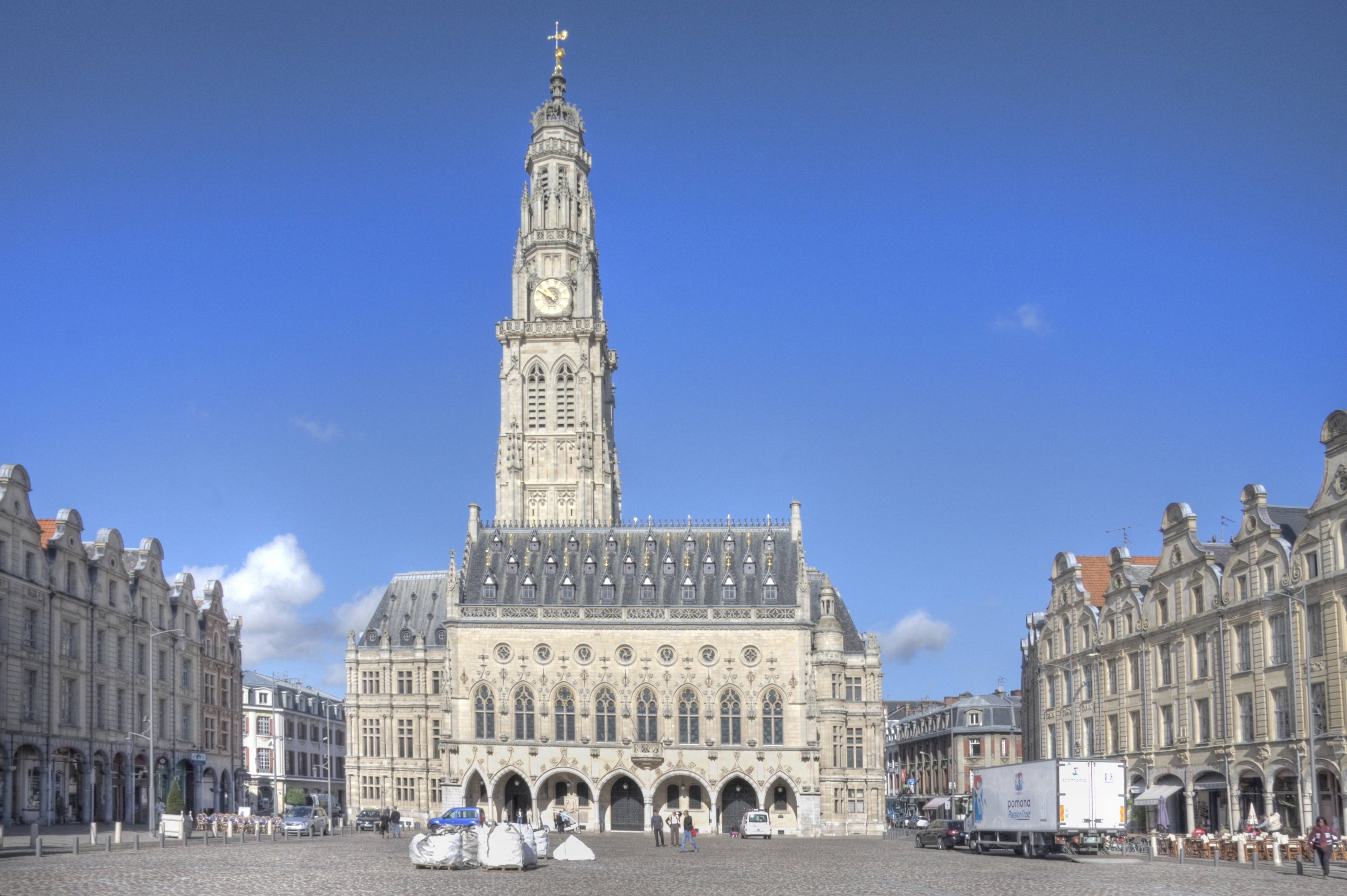 Visita Arras Hotel de Ville en Arras | Expedia.mx