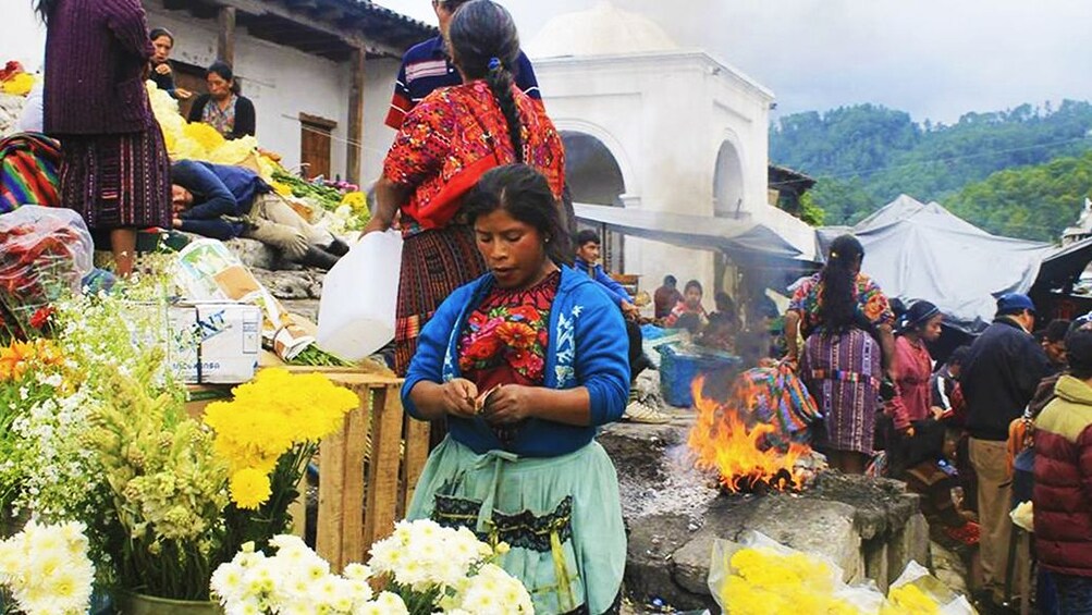 Chichicastenango Market & Lake Atitlán Tour