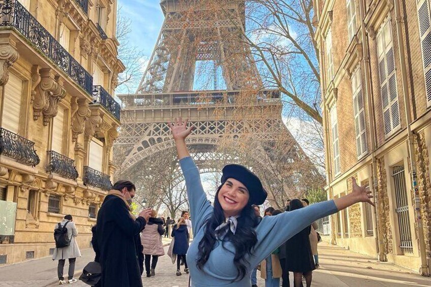 Skip the Line Eiffel Tower Ticket and Audio Guide Tour Commentary