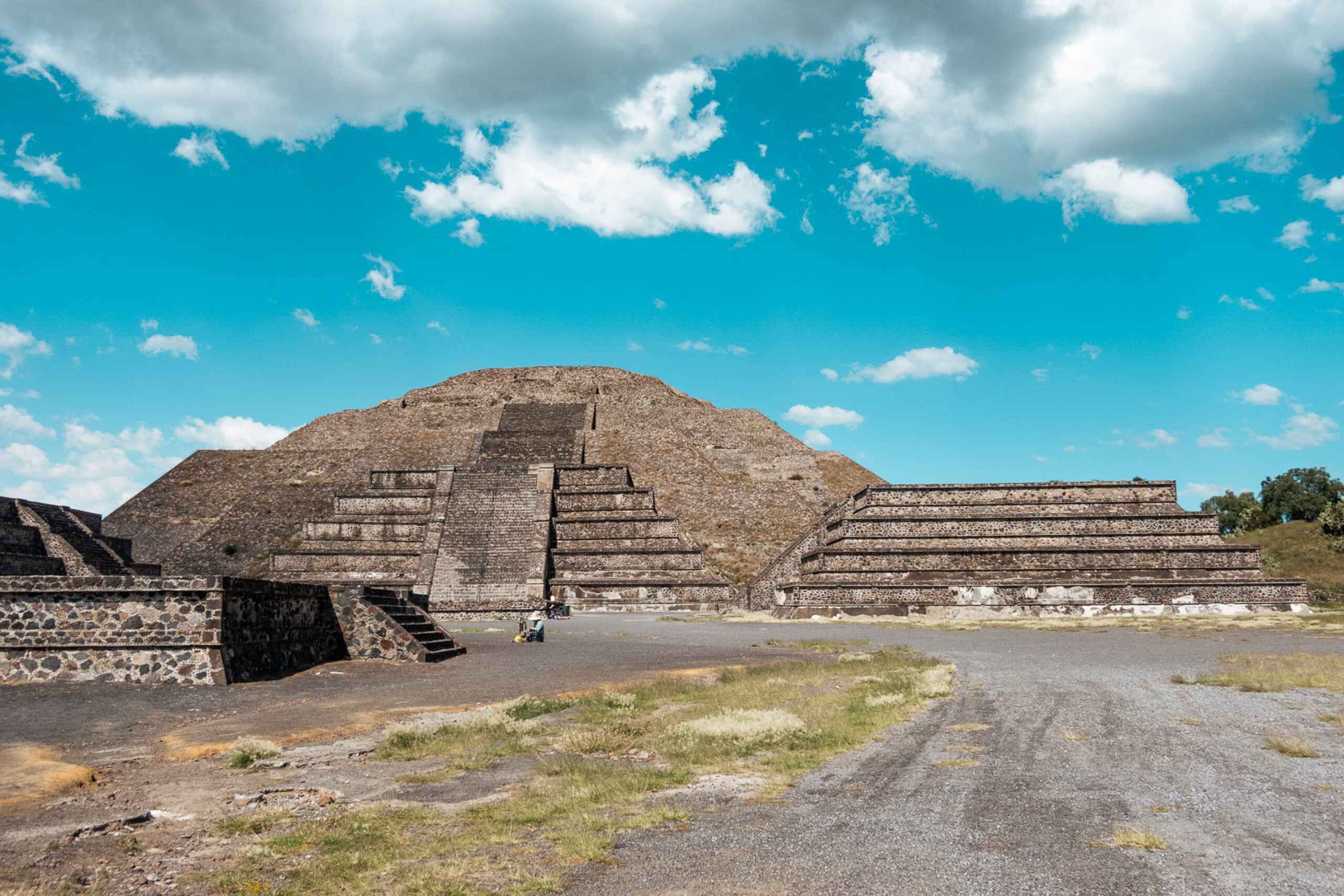 Teotihuacan, Shrine of Guadalupe & Tlatelolco Day Tour