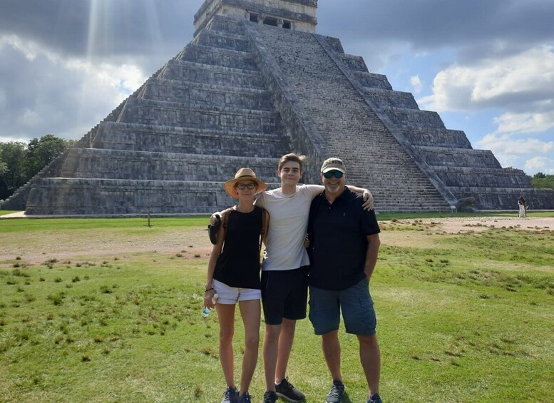 Chichen Itza: Guided Walking Tour
