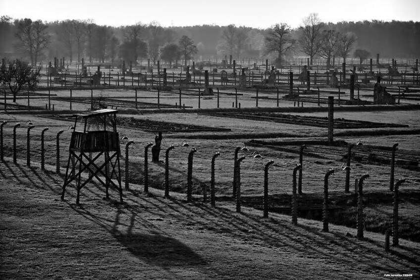 Auschwitz and Birkenau Guided Tour with Fast Track Tickets