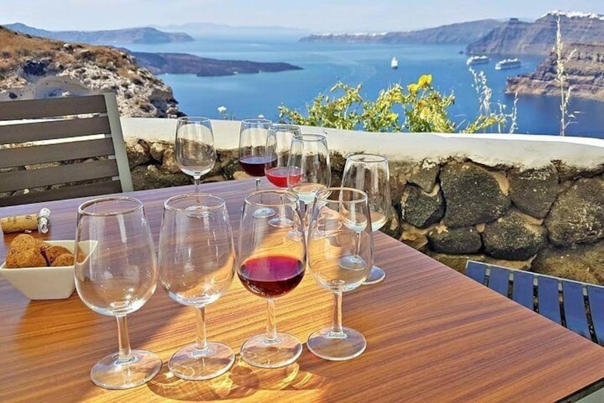 Santorini Highlights And Wine Tasting Private Tour